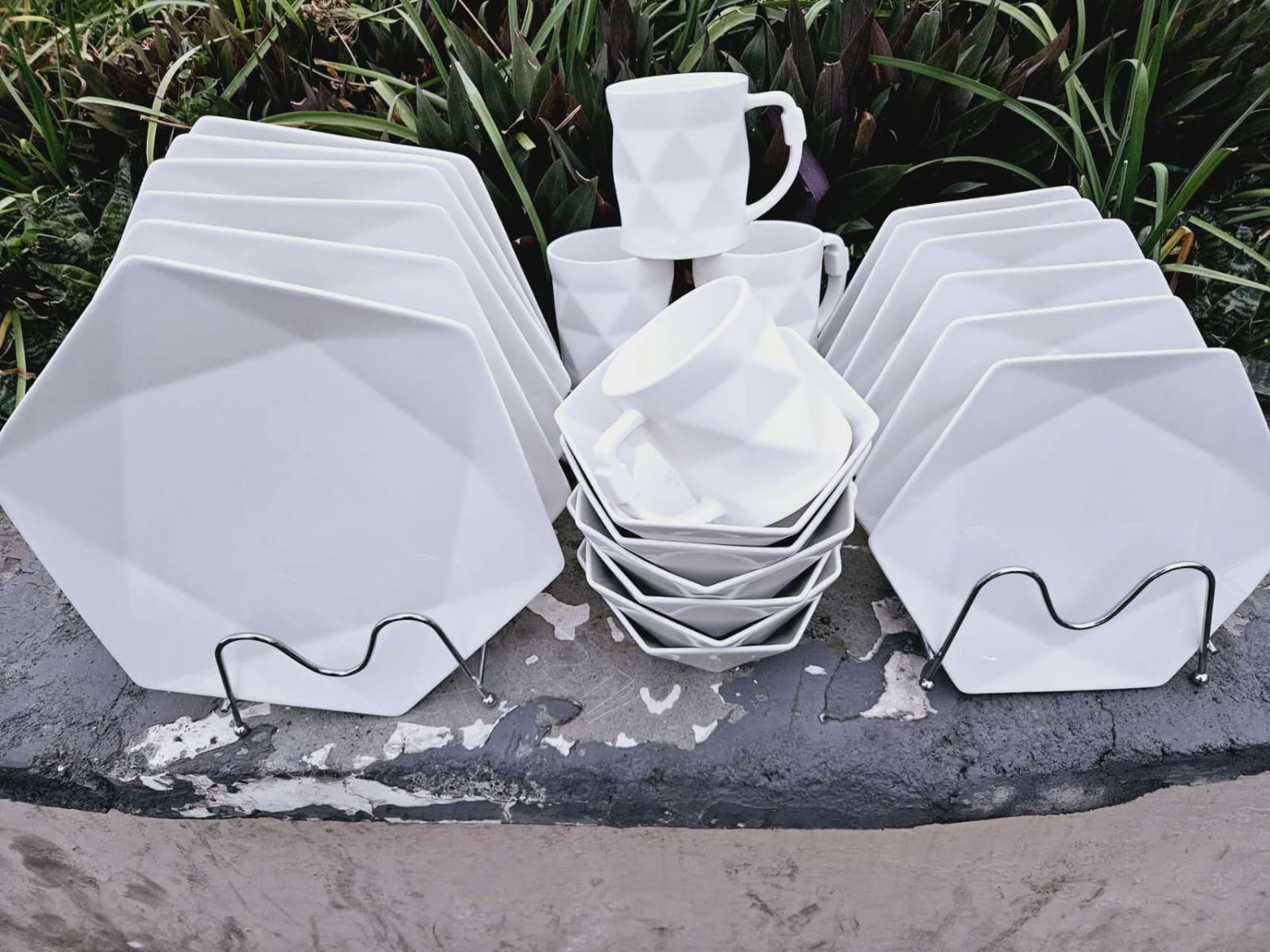 24 pcs Hexagonal dinner set » Fiojay Modern Households